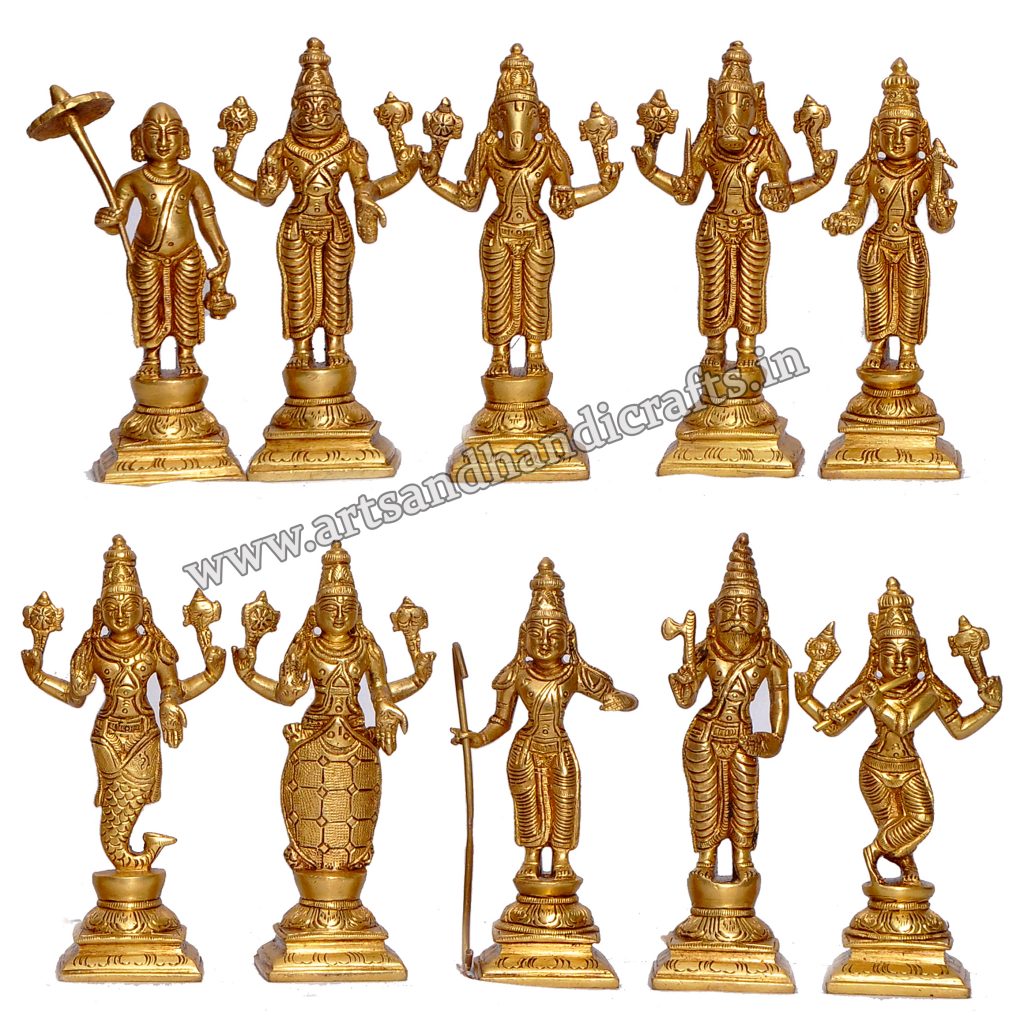 Brass Perumal Namam Sangu Chakaram 7cm height - Navarathri Golu Dolls ...