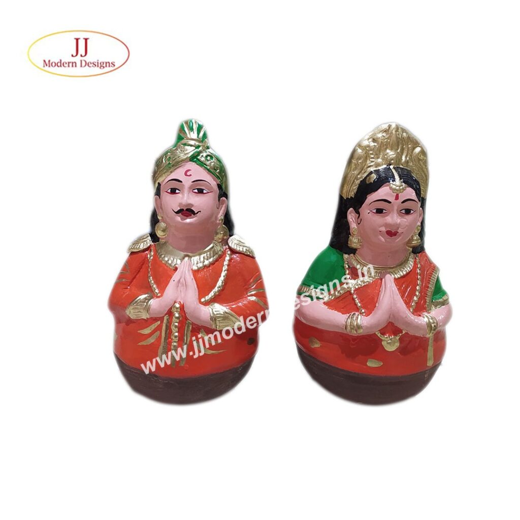 Thanjavur Doll Raja/Rani Set-6 Inch (clay) - Navarathri Golu Dolls ...